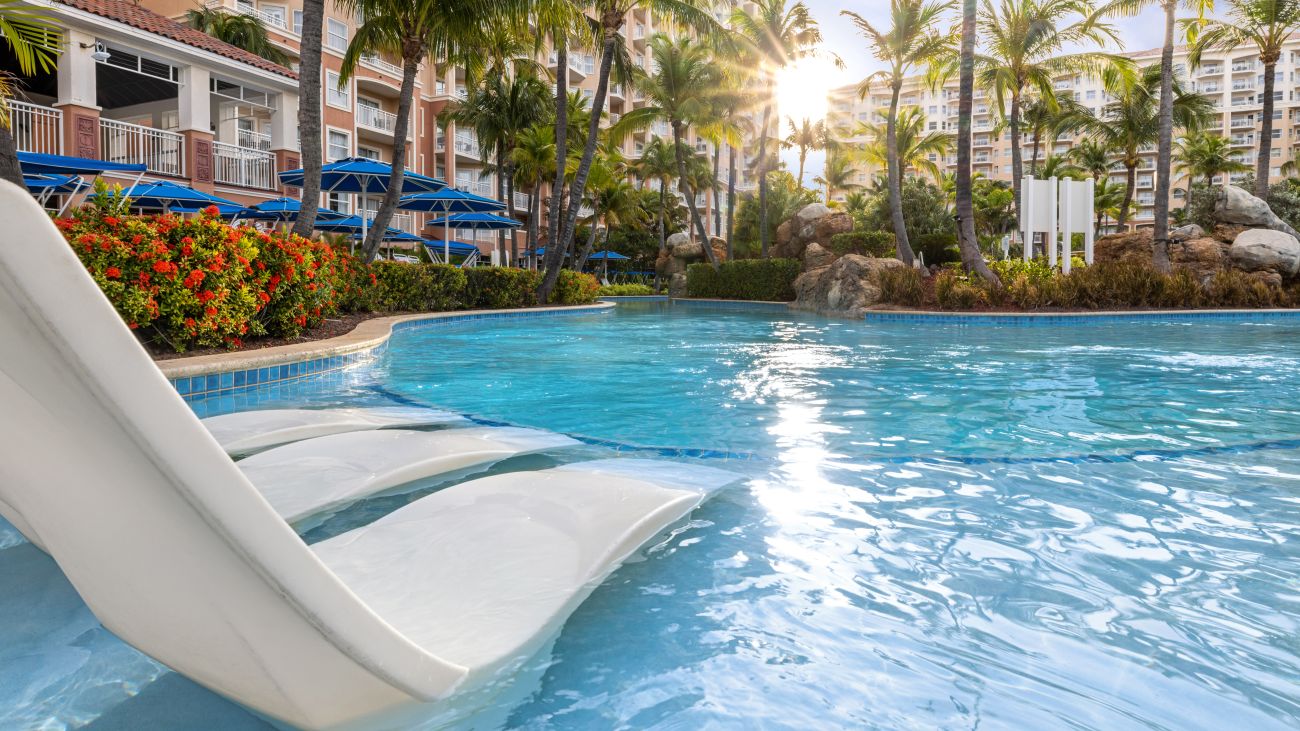 Marriott's Aruba Surf Club®